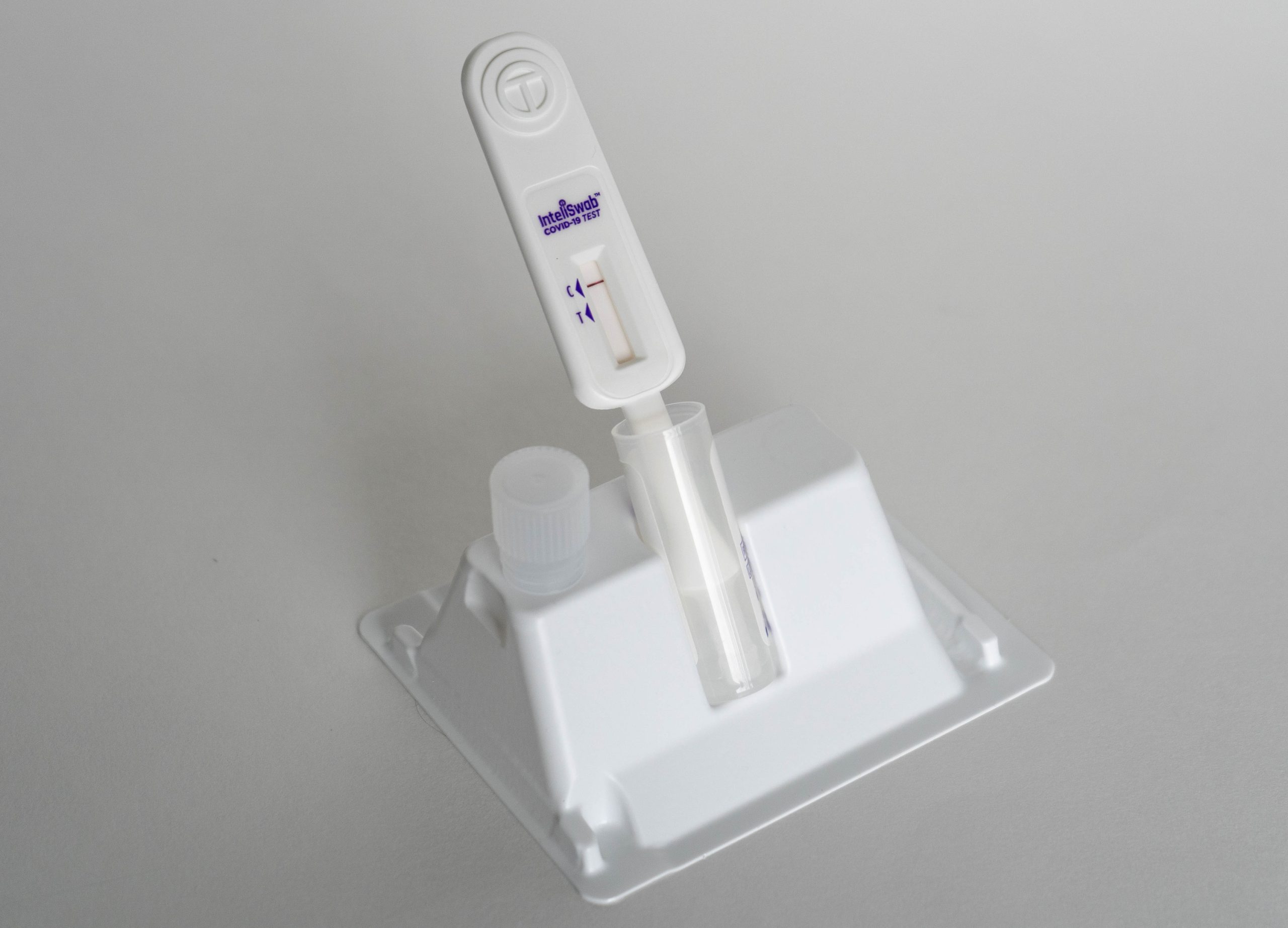 FDA approves 1st non-prescription COVID test that also detects flu, RSV ...