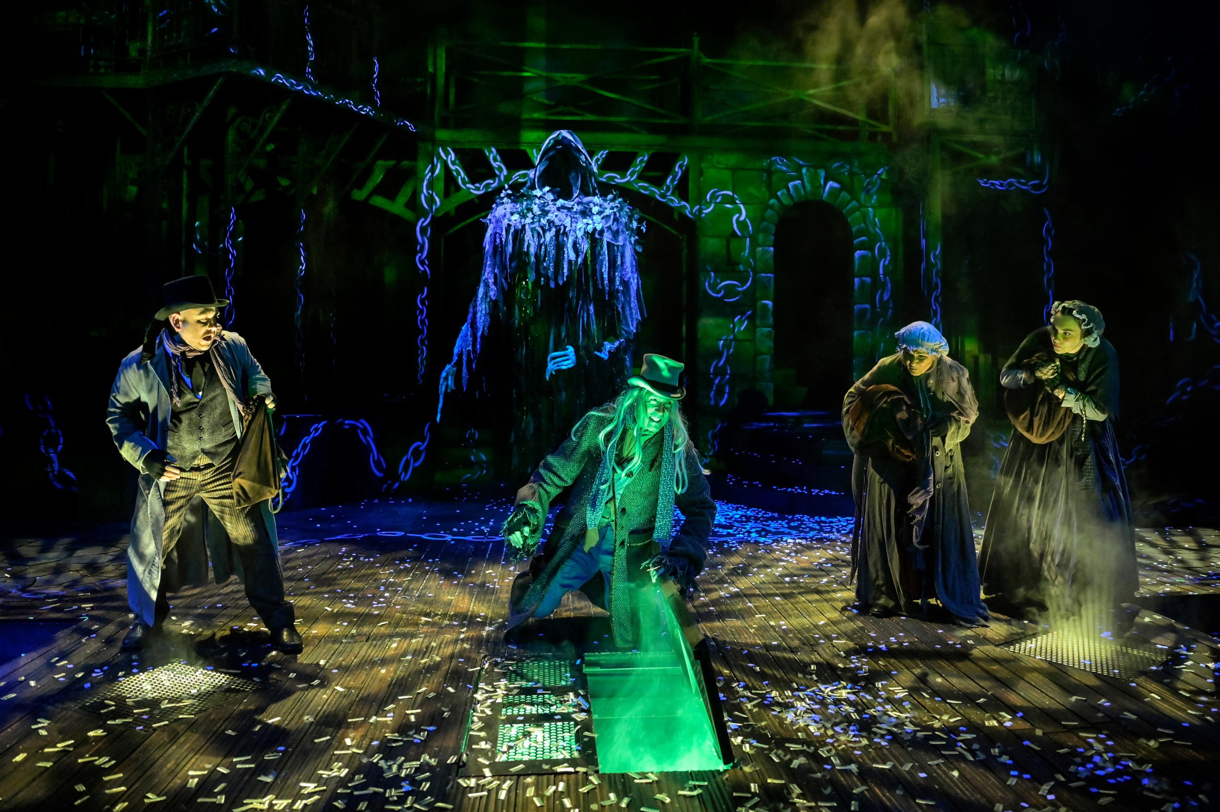 Review: Center Rep’s ‘A Christmas Carol’ endures with holiday spirit ...